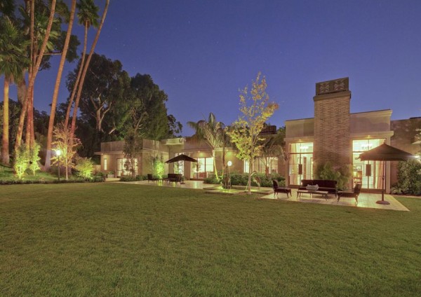 Jeremy Renner's Mansion Is $25 Million