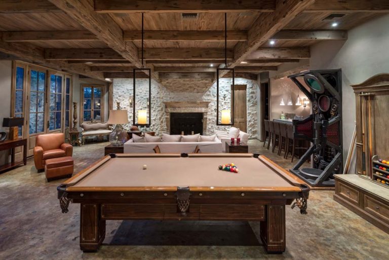 Celebrity Jeri Ryan's House in Southern CA is Beautiful