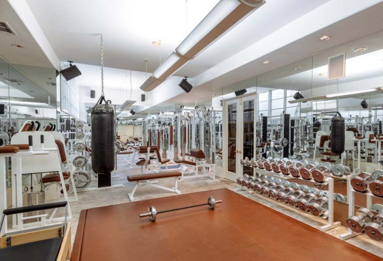 Celebrity Jeri Ryan's House in Southern CA is Beautiful