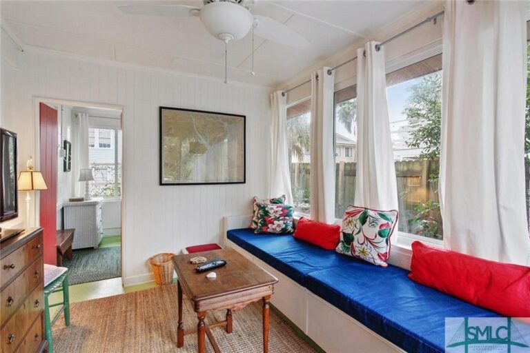 Mermaid Cottage Castaway on Tybee Island For Sale