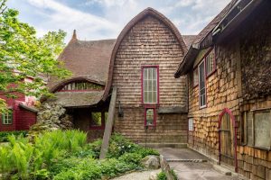 Gingerbread House Estate is Fairy Tale Living – Storybook Cottages
