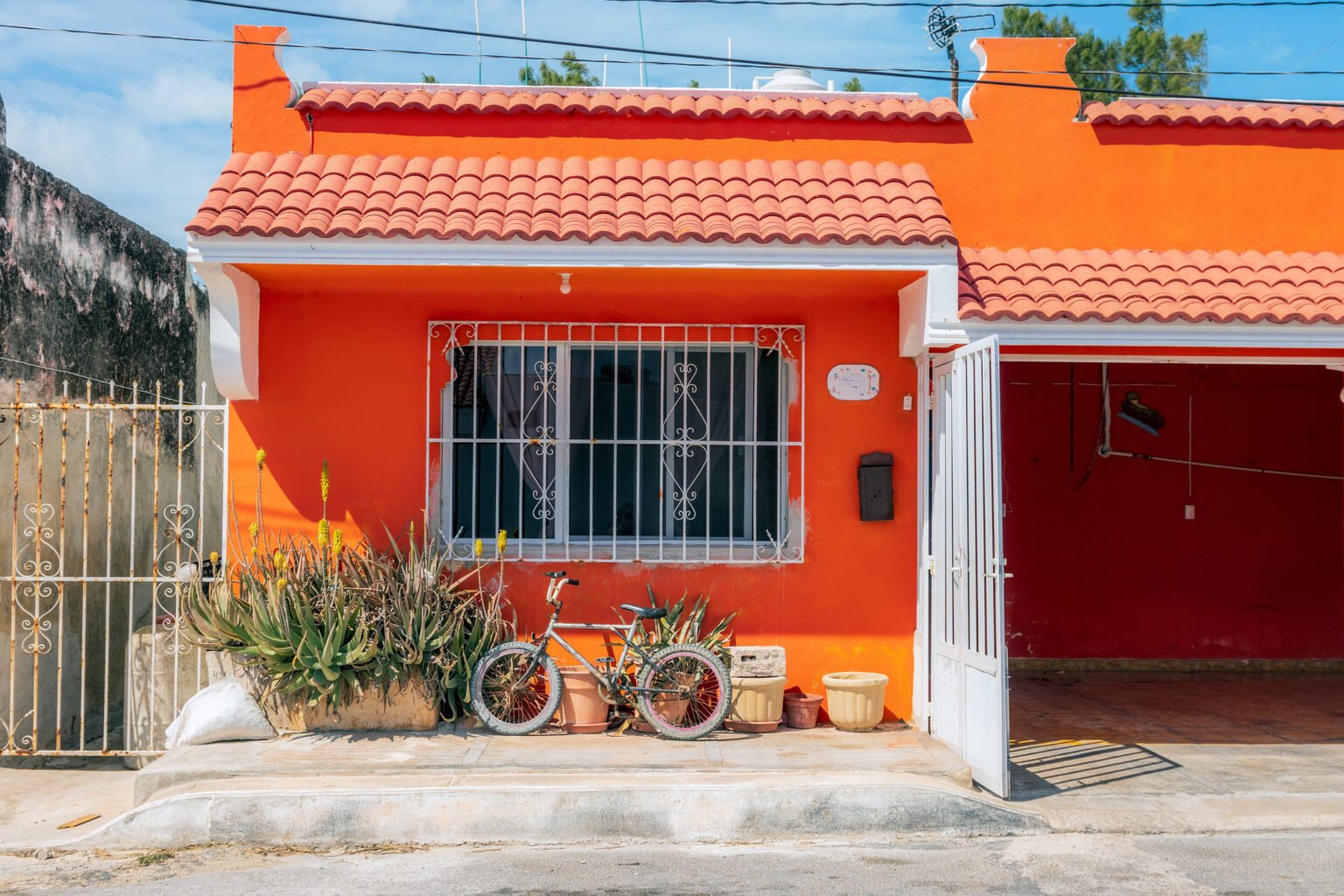 7 Orange Houses
