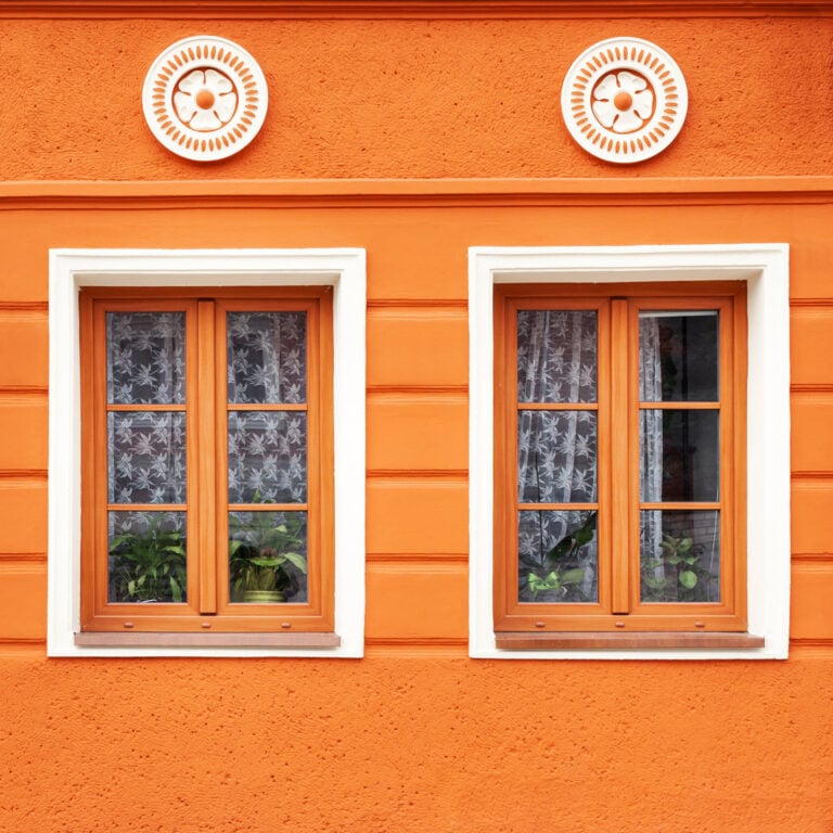7 Orange Houses